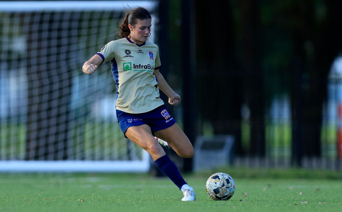 Emma Bates: Former College Player Flying High for the Academy ...