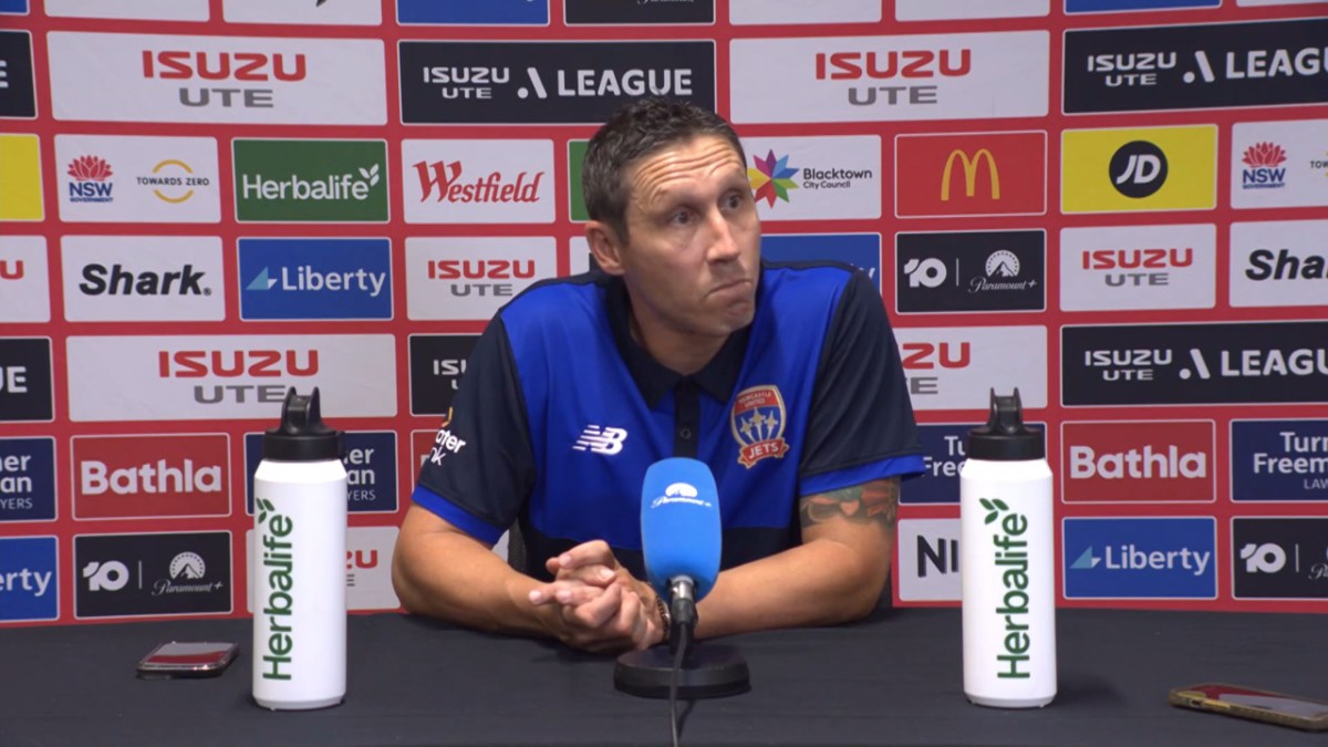 Mark Milligan | Press Conference | Western Sydney Wanderers v Newcastle ...